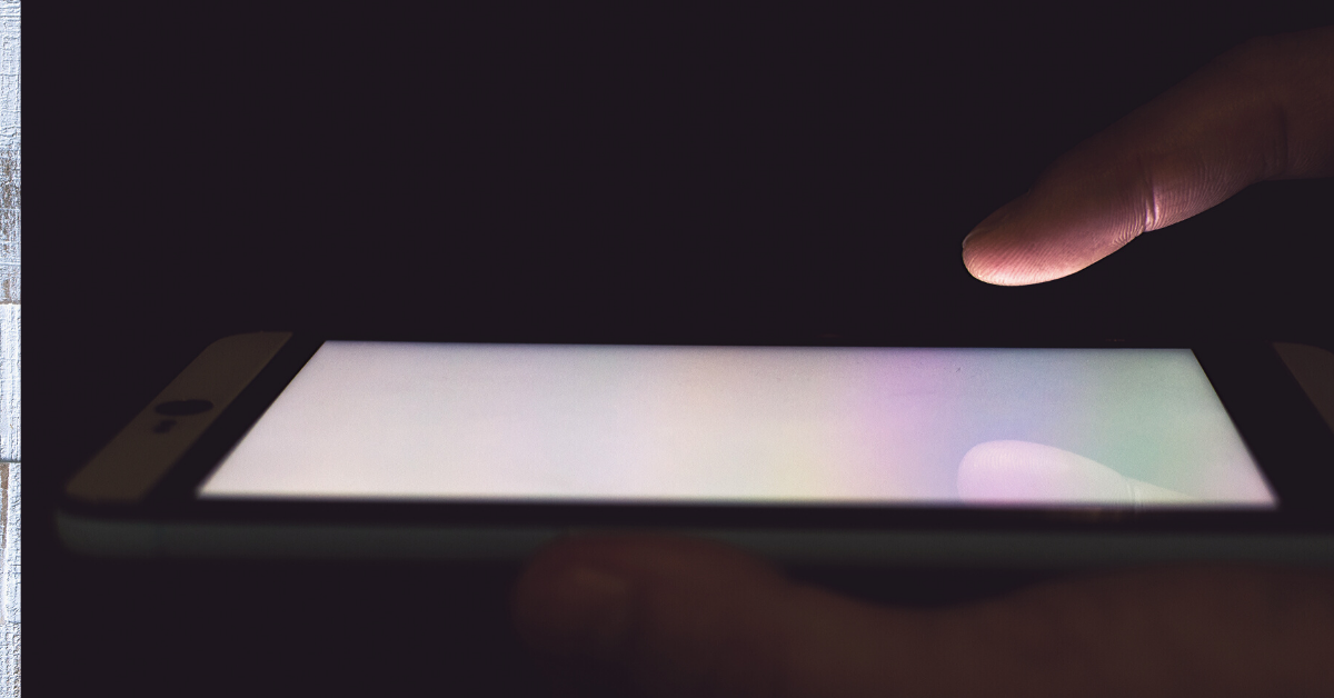 7 Terrifying Symptoms of Smartphone Addiction You May Already Have